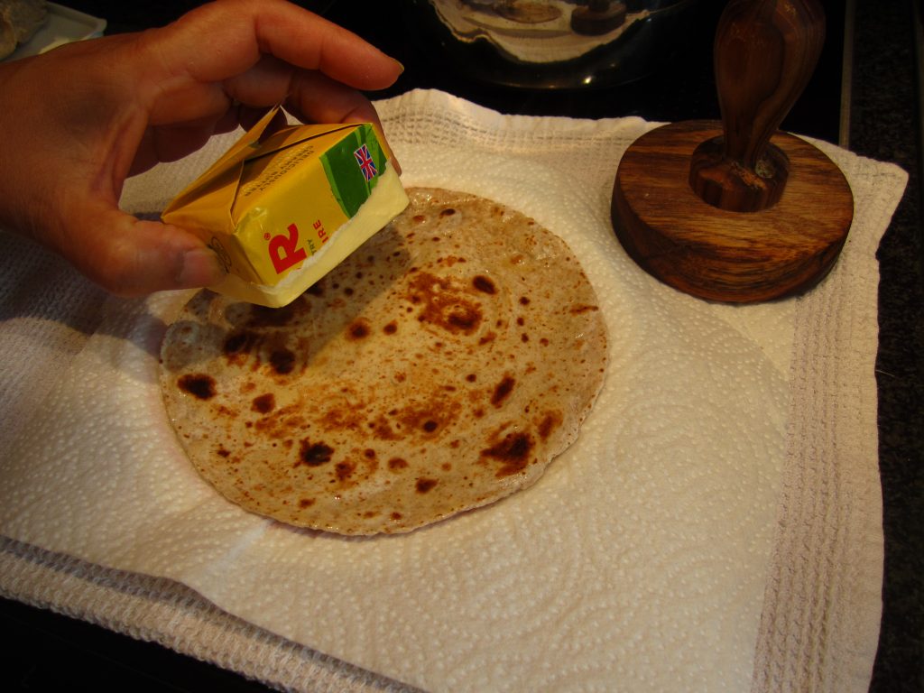 How to make Rotli (Chapati) – Nanimas